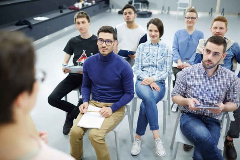 How To Create A Hassle Free Employee Training Program