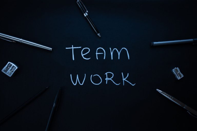 Must-Have Teamwork Skills for Employee Training